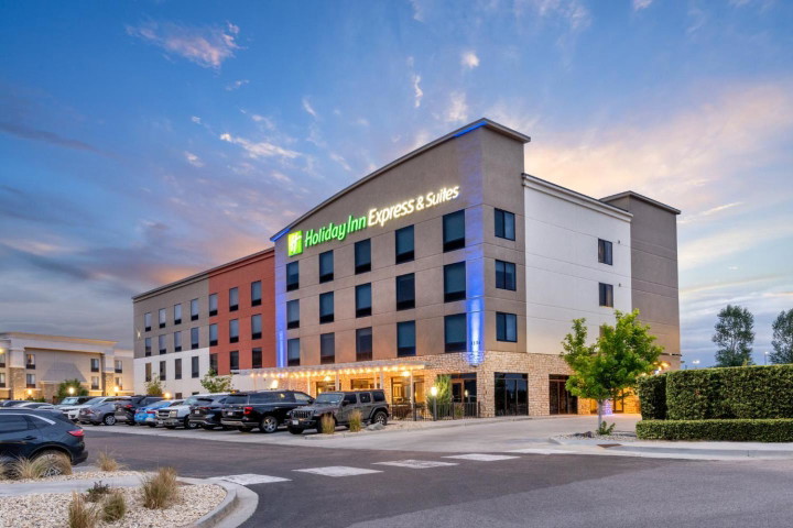 Holiday Inn Express & Suites - Colorado Springs Afa Northgate By Ihg - Colorado Springs, CO