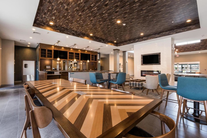 Four Points By Sheraton Elkhart - Elkhart, IN