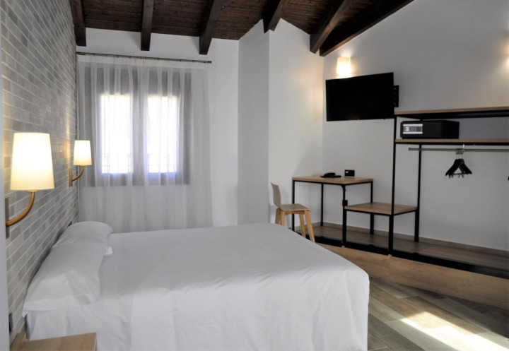 Hostal Restaurante Villa De Brihuega - Brihuega
