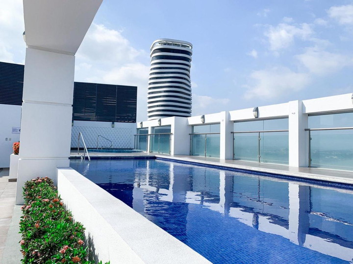 Suite Con Jacuzzi Y Gym En Puerto Santa Ana - Ecuador