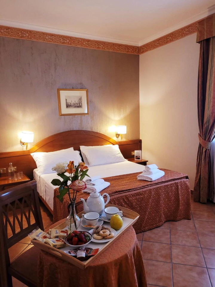 Hotel Squarciarelli - Frascati
