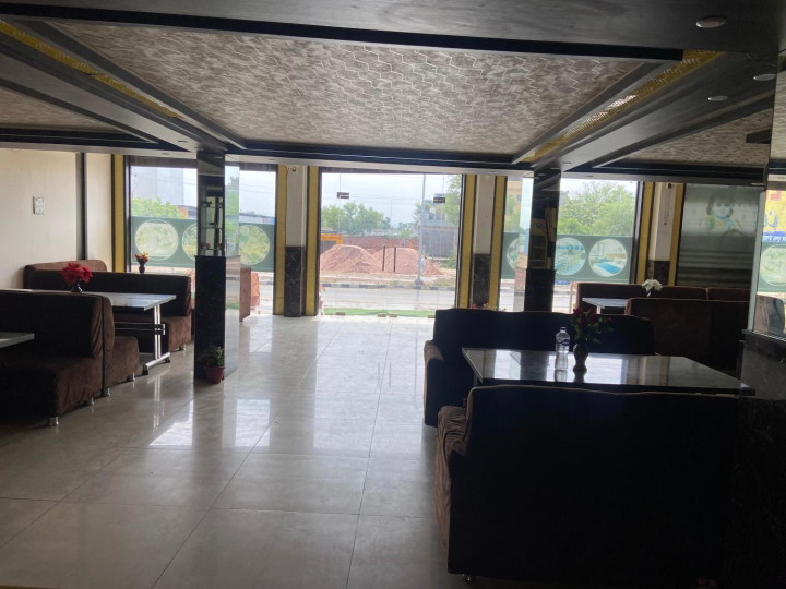 Rr Hetel & Restaurant - India