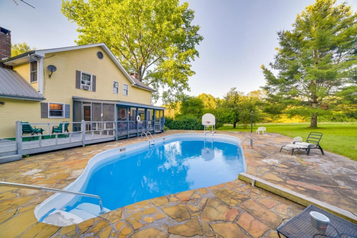 Dayton Home W/ Pool & Deck On 37 Private Acres! - Tennessee