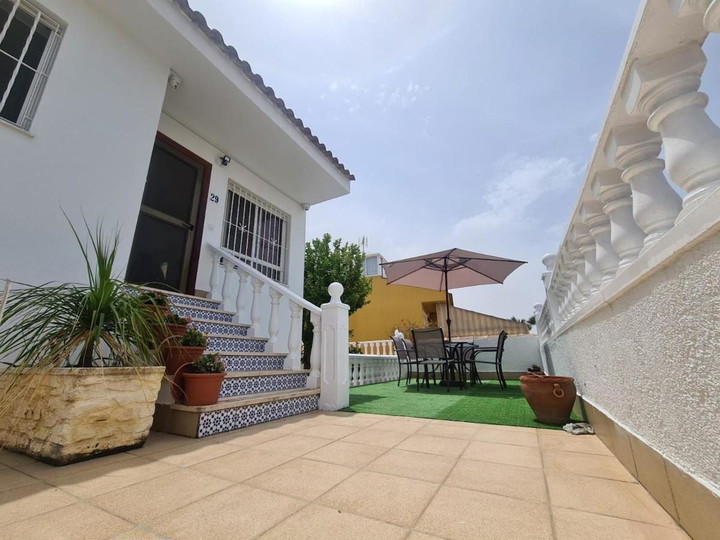 Casa Blancos - La Marina