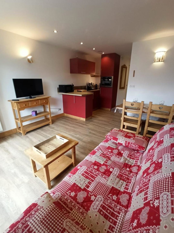 Le Cocon Des Carroz, Au Centre De La Station Et Proximité Des Pistes, Apt 4 Pers - Les Carroz d'Arâches