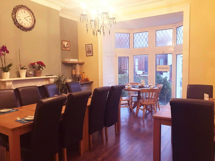 Esk Vale Guest House - Southsea