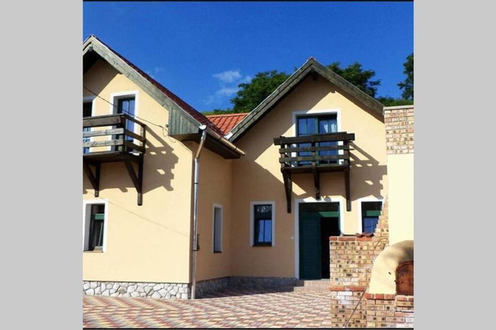 Matyó Rózsa Vendèghàz - Eger