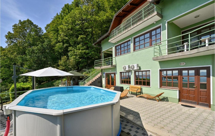 Stunning Home In Madzarevo With Sauna - Croatie