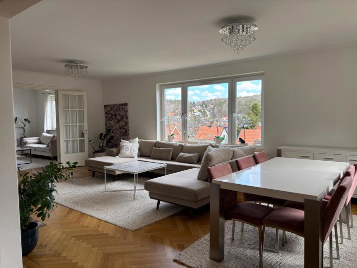 Grand Villa With Great Location! - Göteborg