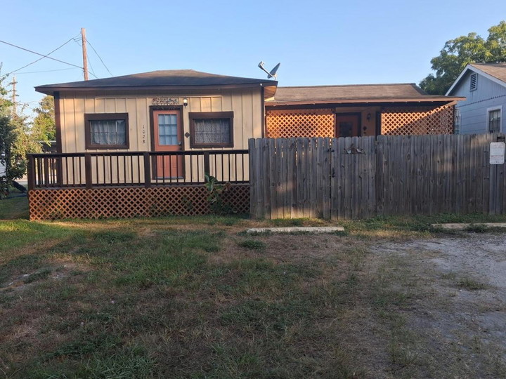 Bungalow By The Bay 2 Miles From Kemah Boardwalk - Kemah, TX