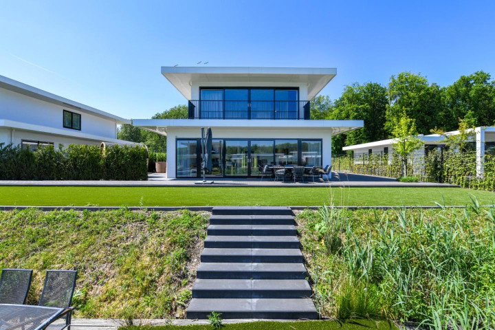 Water Nr. 500 | 10 Pers. Hottub & Sauna - Lelystad