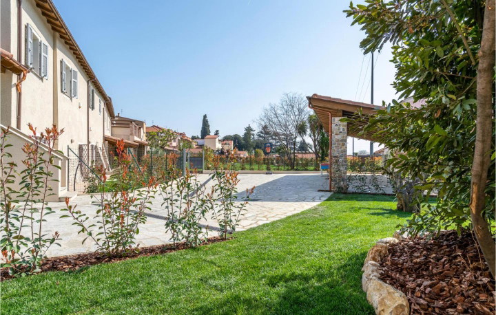 Cozy Apartment In Bastia Di Albenga - Albenga