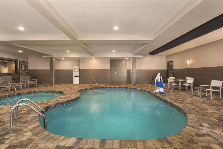 Country Inn & Suites By Radisson, Savannah Midtown, Ga - Savannah, GA