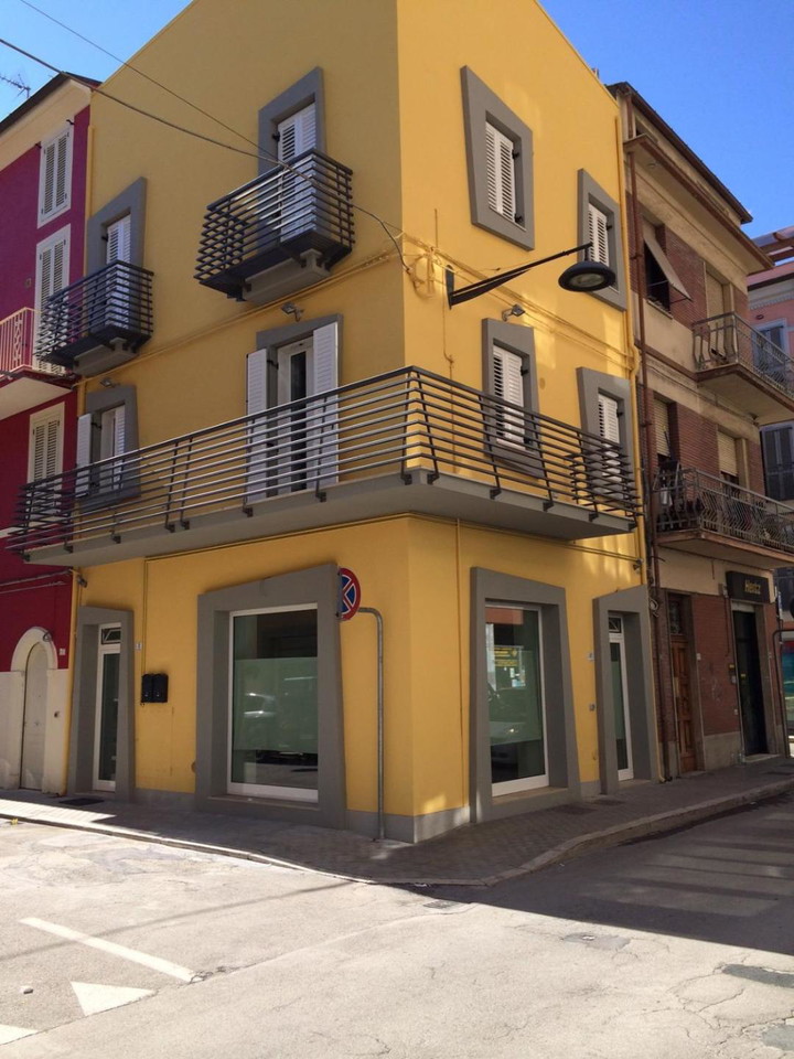 L'angolo Giallo - Centralissimo San Benedetto Del Tronto - Cupra Marittima