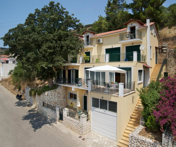 Faos Luxury Apartments - Cephalonia