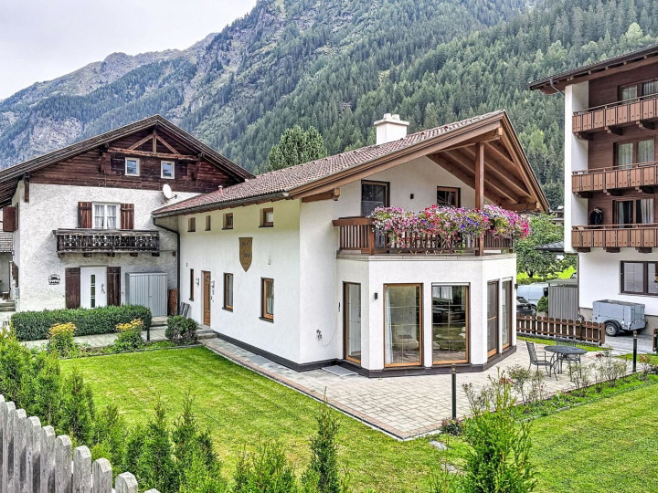 Chalet Chalet Jana By Interhome - Serfaus