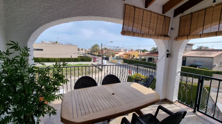 Hello Oliva Beach Alter - Oliva