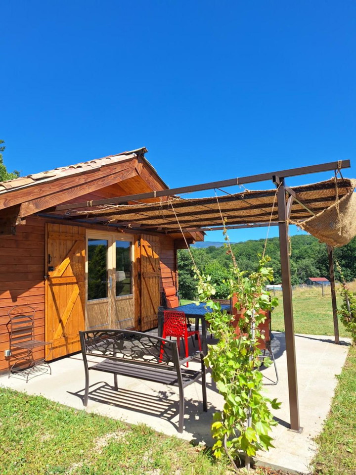 Chalets Du Bois De Vache - Bourdeaux