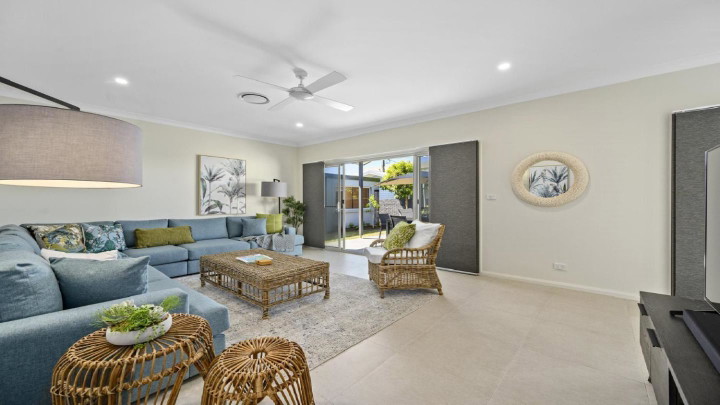 Sea Pine Cottage And Studio - Beach & Village Central, Family, Sleeps 8 - Coffs Harbour