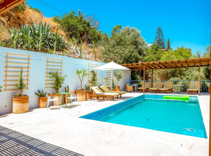 Archondia House - Holiday Apartments With Pool - Chipre