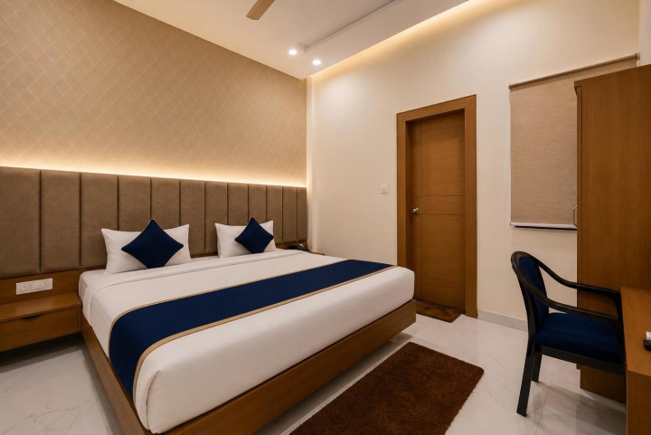 Hotel Priya Shree Hotel 5 Min Walk To Prem Mandir & Iskcon Temple - Vrindavan