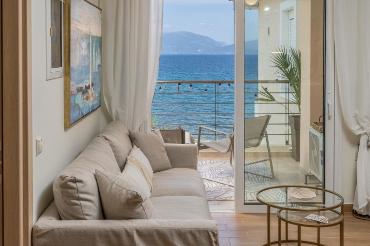 Aura Seaside Apartment - Kefalonia