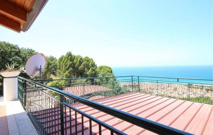 Cozy Apartment In Castellabate With Kitchen - Castellabate