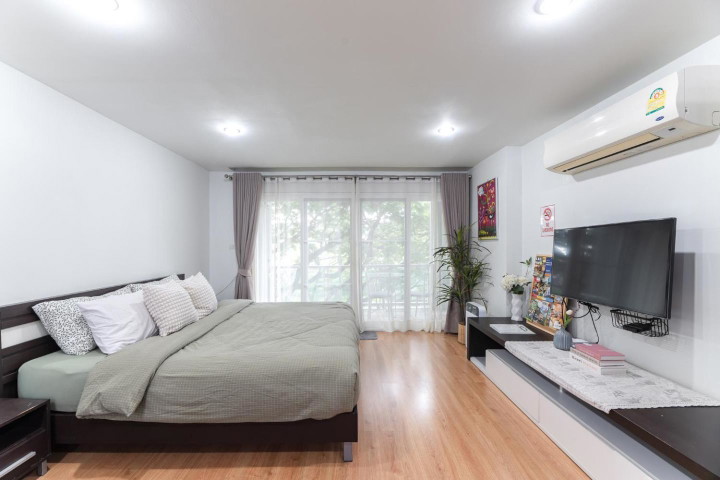 Modern Style 1br / Large Balcony At Nimman - Chiang Mai