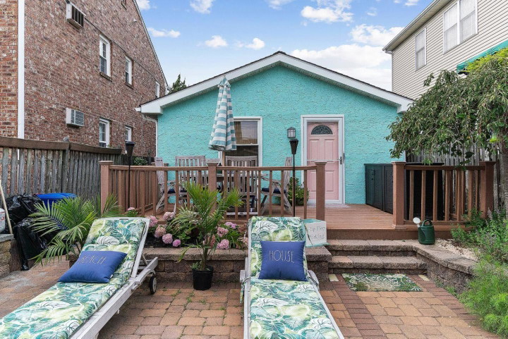 Margate Home With Large Outdoor Kitchen - Egg Harbor Township, NJ