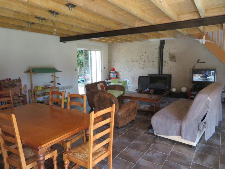 Maison Champêtre, Vidéo Proj, Ps4, P Pong - Indre