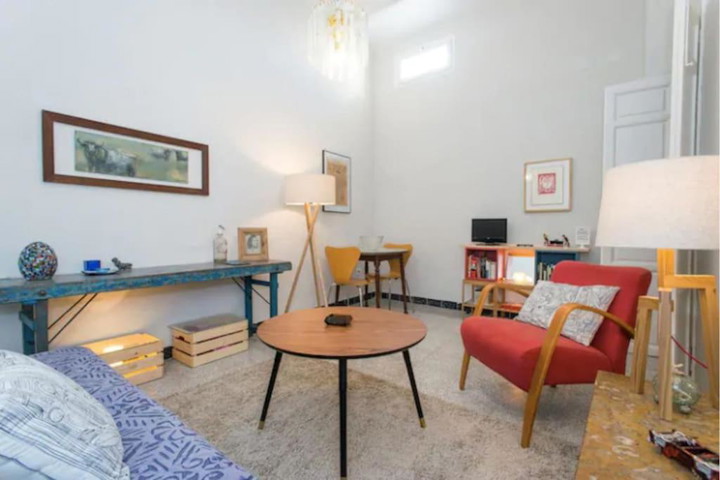 Casa Pepita: Vintage Spirit In The Old Town - Sevilla