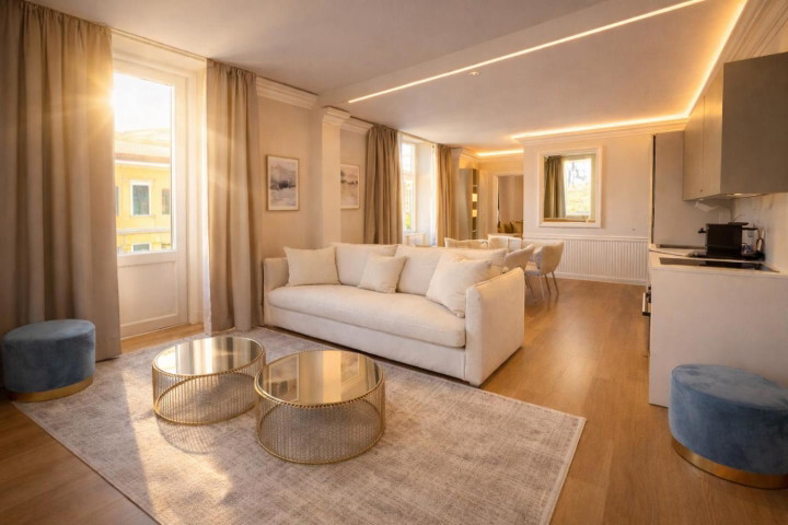 Royal Suite Apartment - イタリア トリエステ