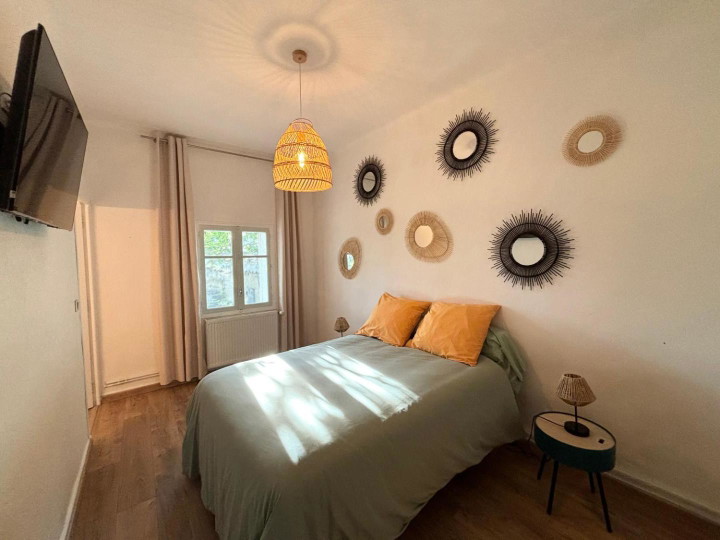 Appartement Eygalieres Avec Petite Cour - Les Baux-de-Provence