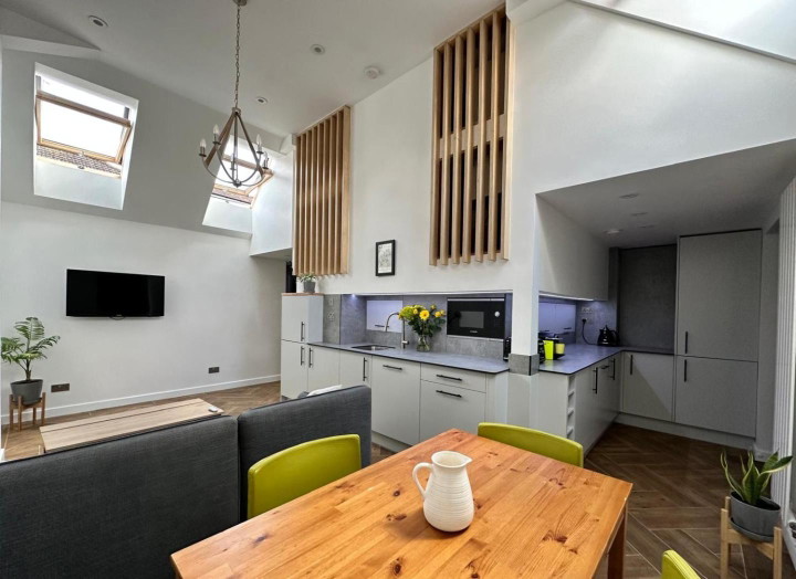 The Garden House, Separate Entrance, Free On Street Parking - Surbiton