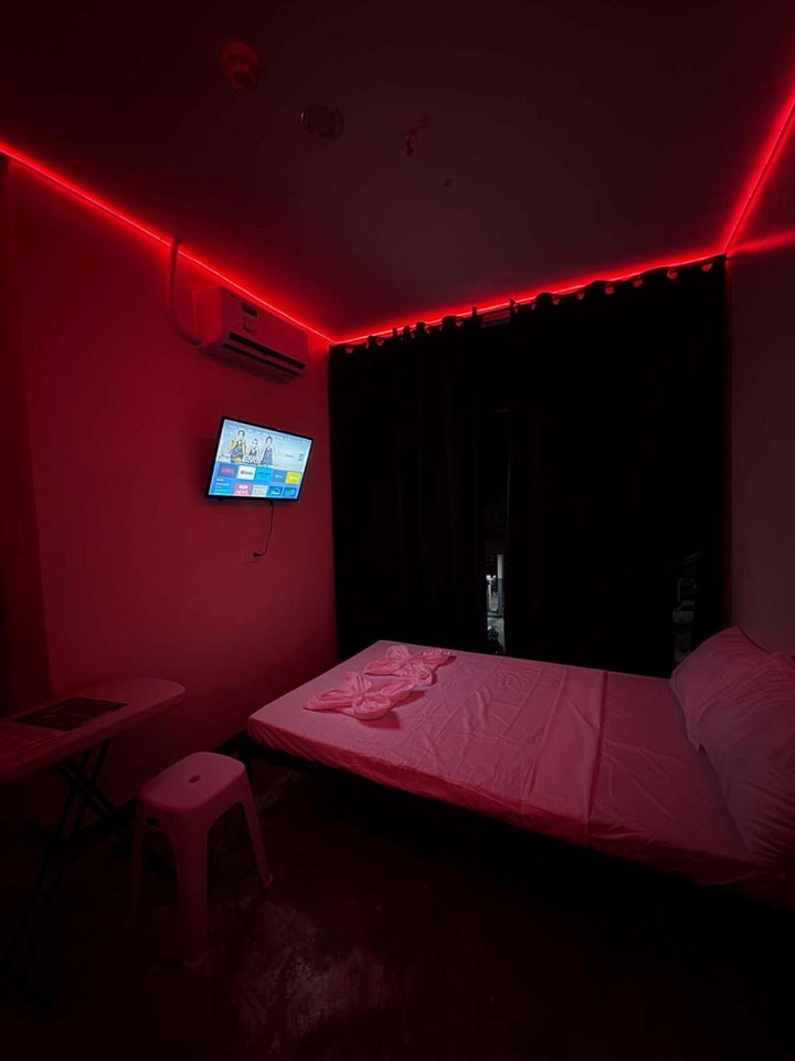 Red Eclipse Inn - Filipinas