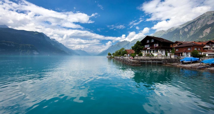 Al Porto Fantastic Lake & Mountain View Apartment - Brienz