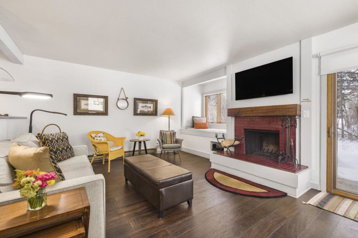 Rmr: Hawthorne 214 Condo In The Aspenswilsonwy - Jackson Hole, Wyoming