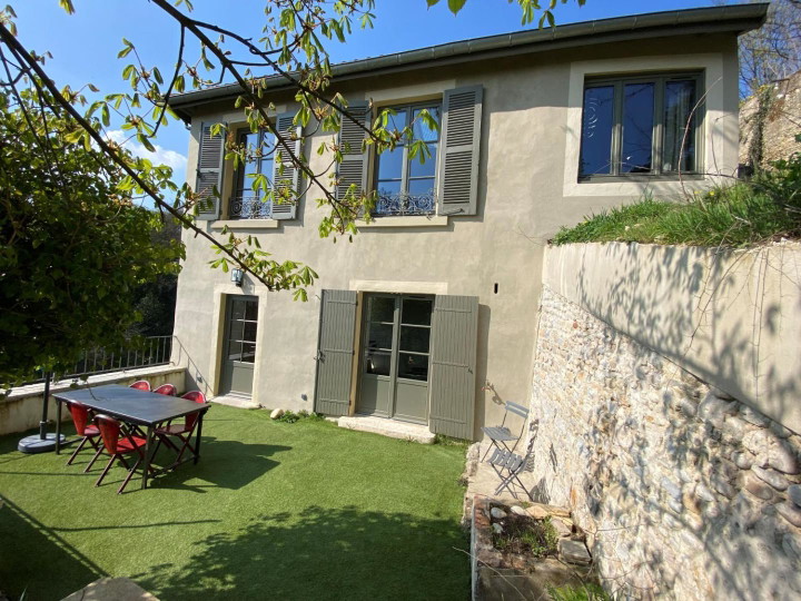 Maison Bohème Chic De 3 Suites Face à La Cité Internationale - Écully