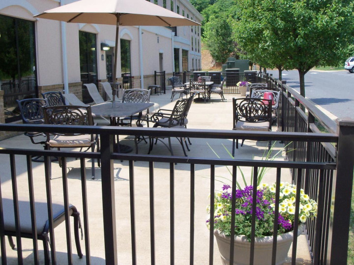 Holiday Inn Express And Suites Winchester By Ihg - Shenandoah National Park