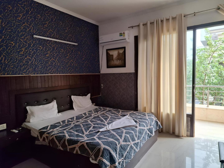 Hotel Star Residency Near Medanta Medicity Hospital - Gurugram