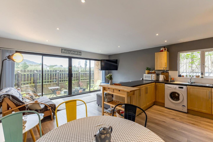 Central Apartment 3b - County Down