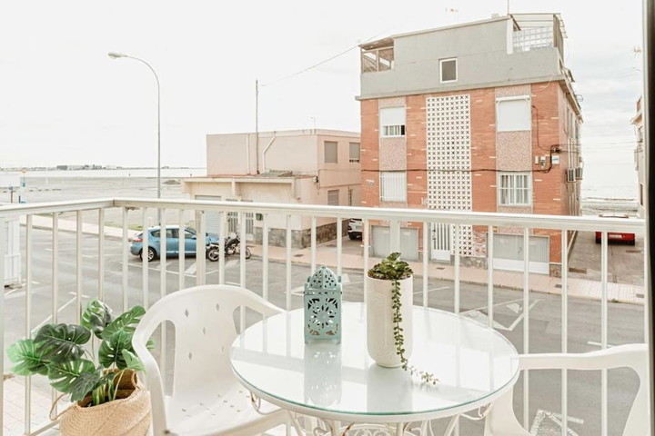 Apartamento Frente Al Mar, Familiar Y Acogedor. - Elche