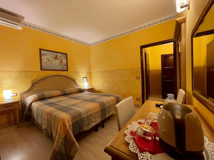 Hotel La Dimora - Bastia Umbra