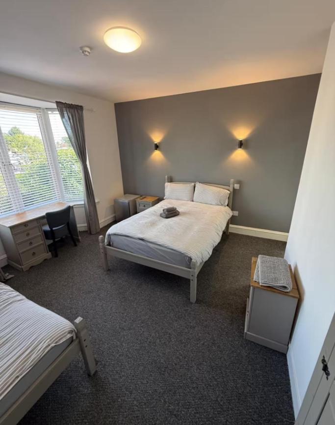 Rooms On Dunnikier Road, Kirkcaldy, Fife - Opposite Victoria Hospital - Kirkcaldy