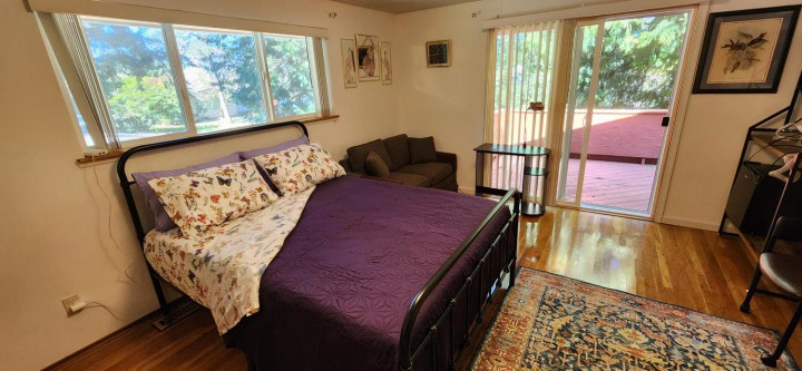 Comfy, Cozy Bnb Kent Wa "Private Bathroom" - Renton, WA