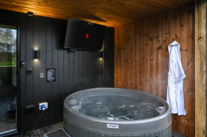 Staining Luxury Lodges - Lytham St Annes