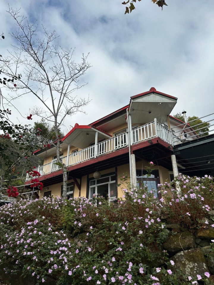 鳳仙花民宿 - Alishan Township