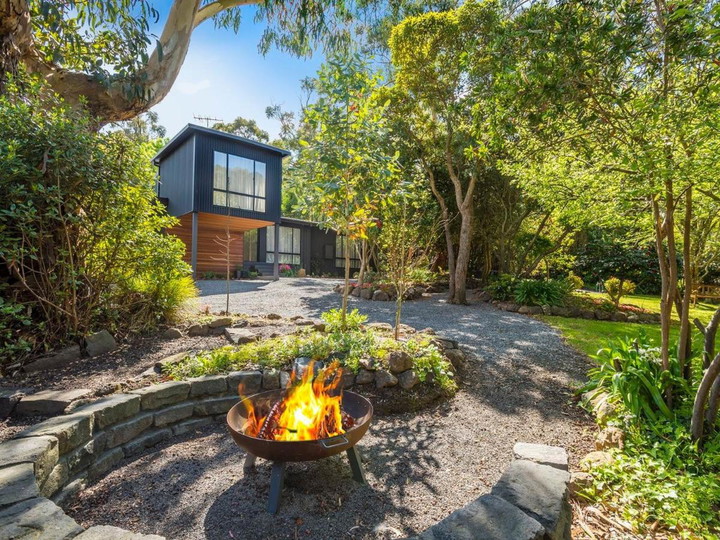 Camellia Grove Retreat - Macedon Ranges Shire