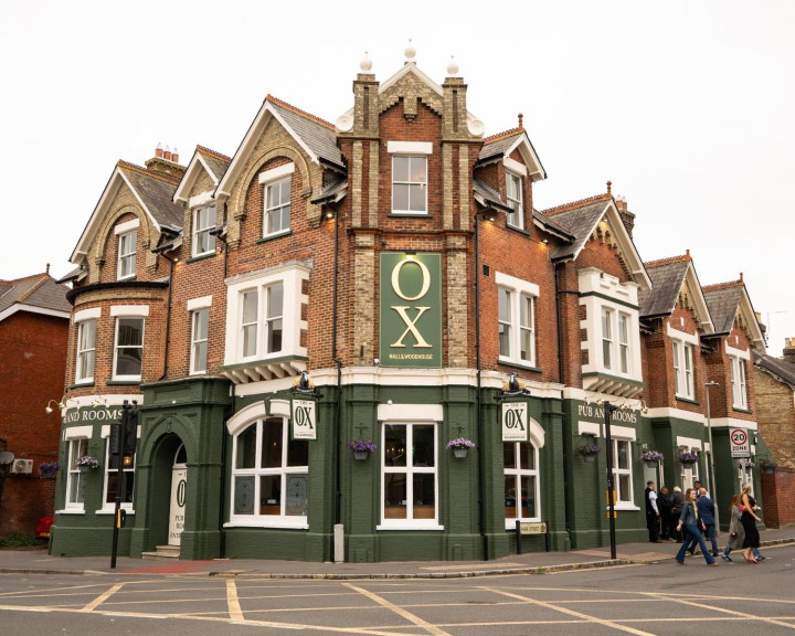 The Ox Pub & Rooms - Sandbanks