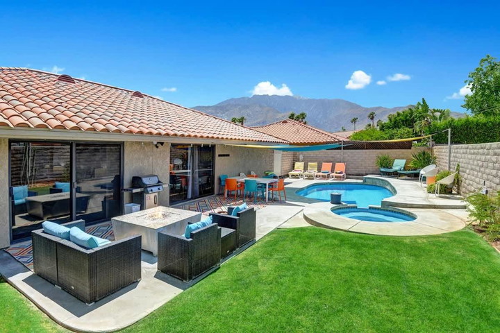 The Gem House - Alice Lodging - Palm Springs, CA
